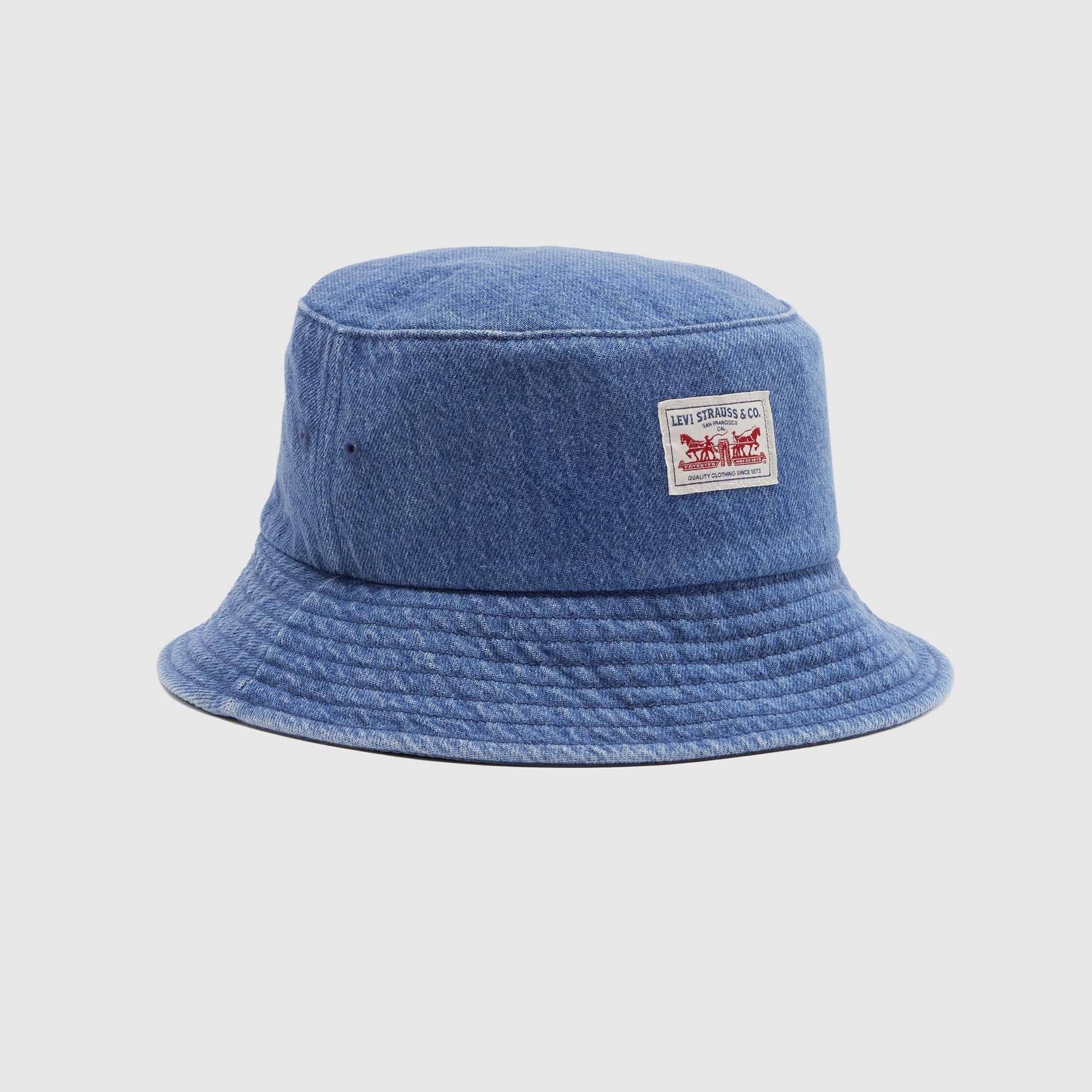 Levi's® Men's Strauss Bucket Hat - Clouds Indigo Wash 6 | Levi's TH