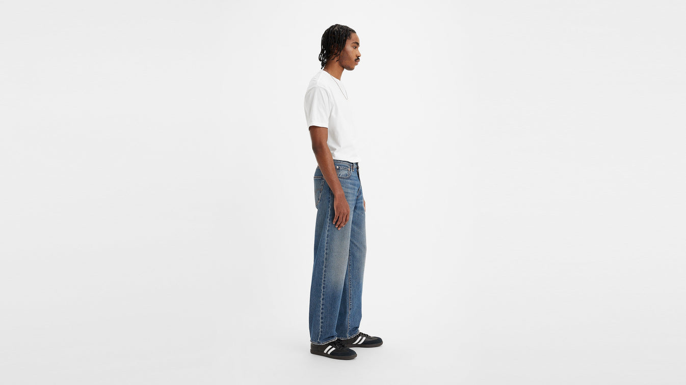 Levi's® Men's 568™ Stay Loose Jeans - Aisle Seat | Levi's TH
