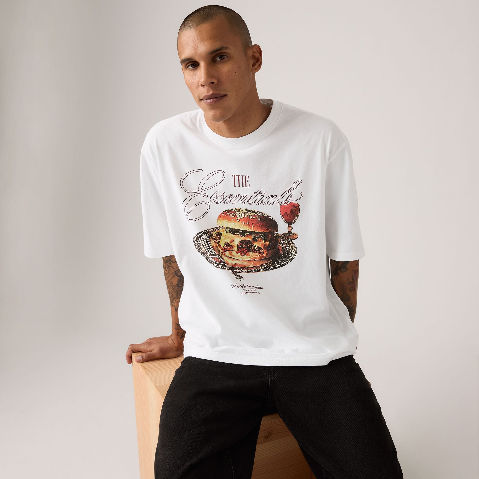 Levi's® Men's Half-Sleeve T-Shirt - White | Levi's TH