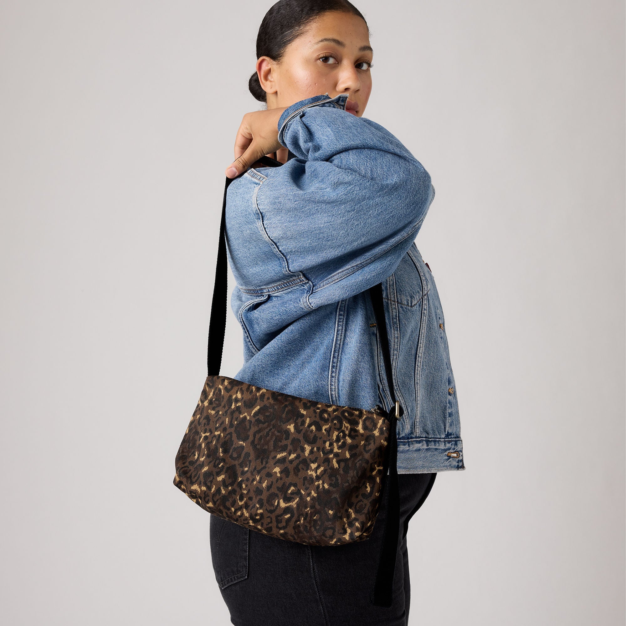 Levi's® Women's Ali Small Shoulder Bag - Neutral | Levi's TH